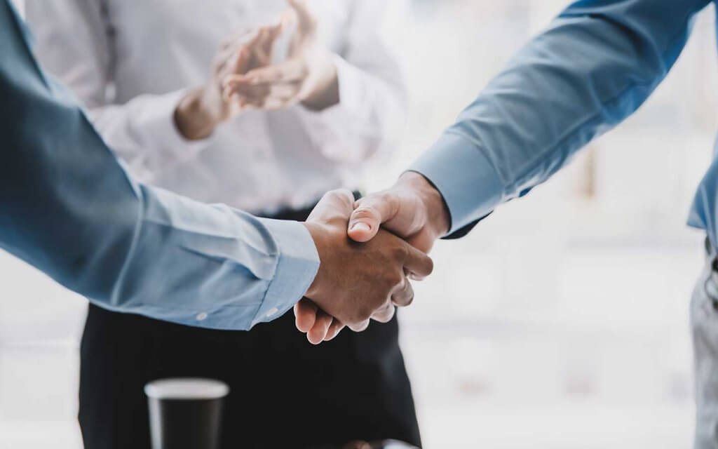 Dealing with Review Item Discrepancy in Space Projects - ECLIPSE Suite